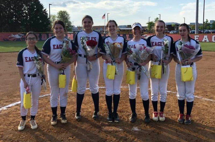 Edison Softball Seniors – EdisonBoosters.org
